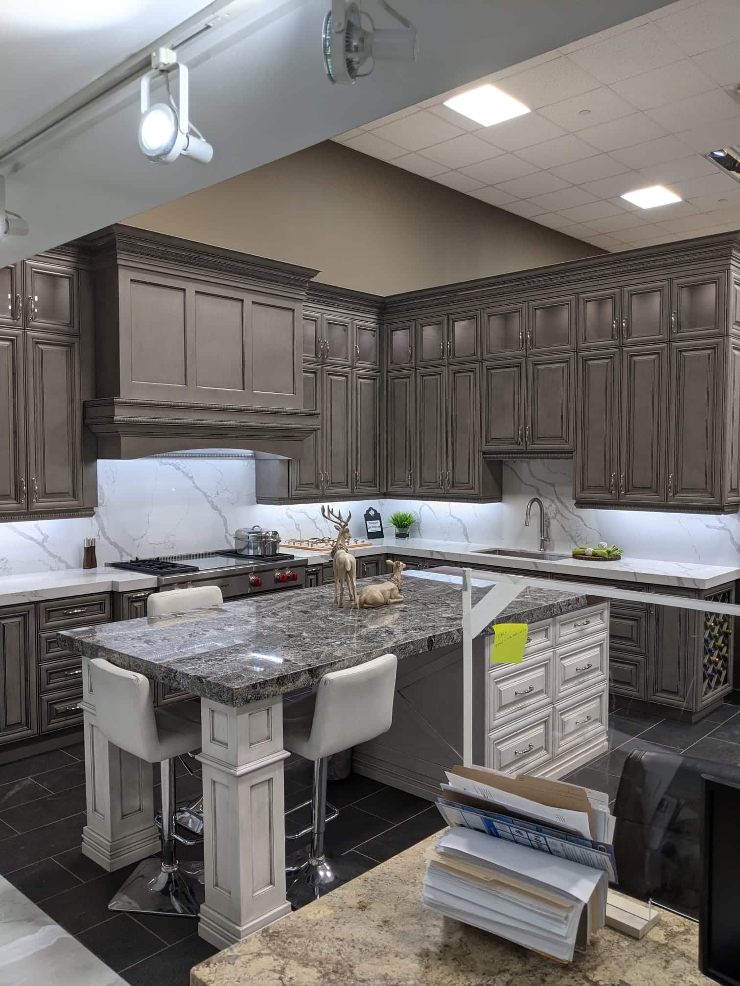 Milton Kitchen Renovations | Cabinets | Countertops | Milton ON